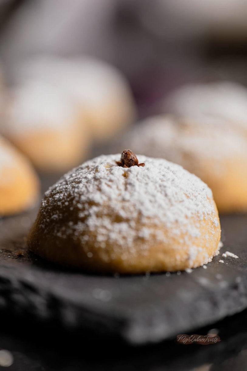 Greek Shortbread Cookies | My Urban Treats