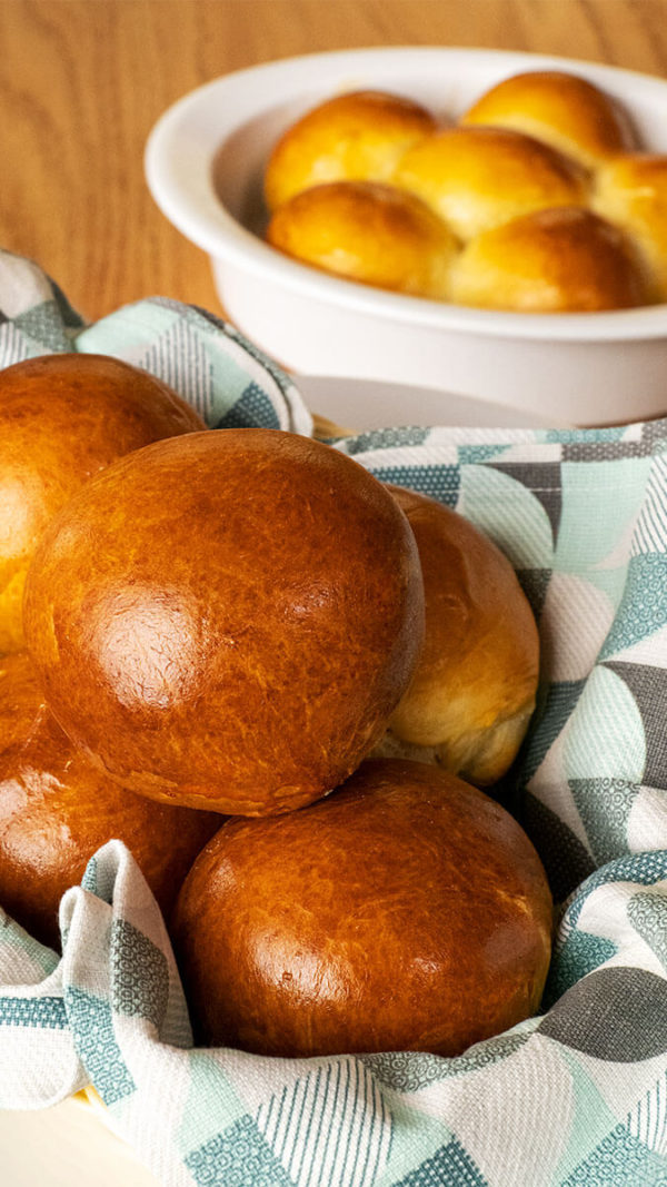 Austrian Style Bread Rolls - Kaiser Semmel - My Urban Treats